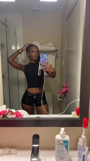 Bathroom Dance Tour: Fun in a Messy Space