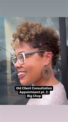 The Big Chop: Fo Hawk Edition Adenike came back not just for a cut, but for a shift. After our heartfelt consultation, she was ready to let go, and we took it there. I’m loving the new cut which was crafted based on her needs and lifestyle. This fresh Fo Hawk isn’t just a style, it’s a symbol of releasing the old to reclaim joy. 2024 is about rising up with intention. And she’s doing just that. Here’s to new beginnings and bold choices. Formula Moroccanoil Blonde Voyage Powder Lightener for the 