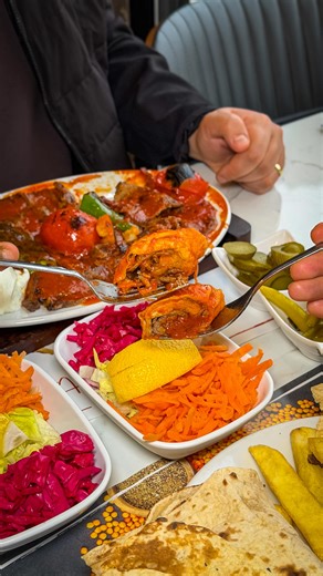 KÖZ DÖNER on Instagram: "Beyti aşkına 😍 📍İstanbul / Beylikdüzü ( Yakuplu ) - Köz Döner 🕣 Çalışma saatleri 09:00 - 22.30 ☎️ 0212 803 88 36 - 0 553 903 88 36 🍹 Alkolsüz Mekan 🏍️ Paket Servis Var 💳 Sodexo, Ticket, Setcard, Multinet Var 🅿️ Otopark Mevcut #yemek #odunateşindedöner #beylikduzu #kavaklı"