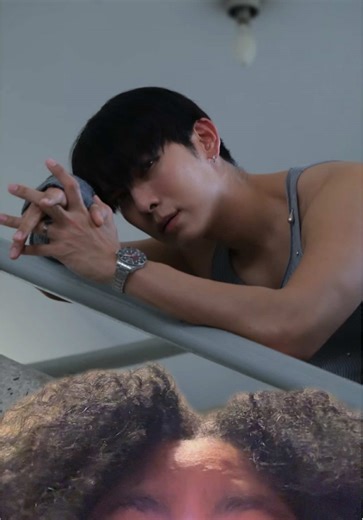 He’s been in workshop 🙈 #mewsuppasit #gulfkanawut #milephakphum #aponattawin #greenscreen