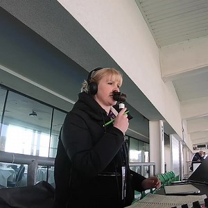 290K views · 35 shares | Behind the mic ️ Sara Orchard takes us behind the scenes ahead of commentating on Scotland v Italy 盧 #SixNations360 | World Rugby | Facebook
