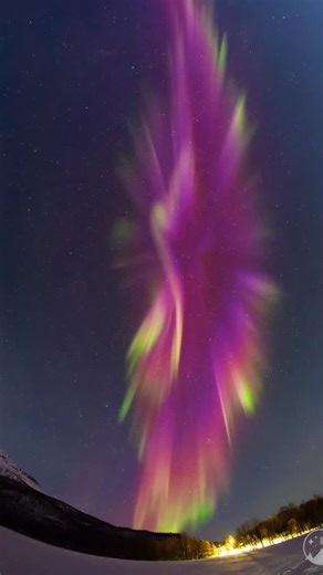 Night Lights on Instagram: "Did you know? Auroras are not the same kind if you see them at 4pm, 11pm or 4 am. Evening sector auroras, also known as discrete quiet evening arcs, are formed by another phenomenon than nightside auroras. You can only experience them under certain geomagnetic conditions at high latitudes. Their shape, color, behavior are different than any other type of aurora. They are my favorite kind to Timelapse 🥰 if you want to know more about them and how/when to catch , come 