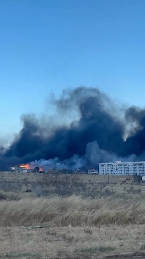 77K views · 75 reactions | Flames and thick smoke rise from a wildfire burning on the Hawaiian island of Maui, fanned by powerful winds from Hurricane Dora. #Reuters #Videonews #fire #reels #wildfire #Maui #Hawaii #HurricaneDora | Reuters | Facebook