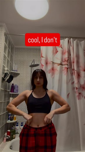 𝙰𝚛𝚣𝚞 on Instagram: "achieving that tifa lockhart physique soon hopefully so I can cosplay her on cons this year 🤩 - - - - - #gym #bodybuilding #fitness #lifting #fyp"