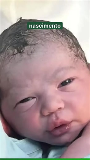 Já nas primeiras horas de 2026, foi registrado o primeiro parto no município de Passo Fundo. Um menino com 3.350g e 50cm nasceu às 03h34min por parto normal no Hospital São Vicente de Paulo. No Hospital de Clínicas de Passo Fundo, o último parto registrado até o momento foi às 15h51min do último dia de 2025. Os pais do primeiro nascimento Passo Fundense são de Vista Gaúcha, cidade com cerca de 2.o00 habitantes, próximo a Garibaldi e Encantado. o pequeno Estevão nasceu com 37 semanas e 1 dia NO B