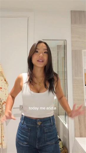 13K views · 519 reactions | Come Apple picking with me and some friends!!! Omg the Apple cider donuts here were the best I’ve ever had they were so light and the perfect size. Also got a small bag of apples yay Orchard: Harvest Moon Farm and Orchard #applepicking #upstatenewyork #nycactivities #thingstodoinnyc #fall | Eating alone diaries | Facebook