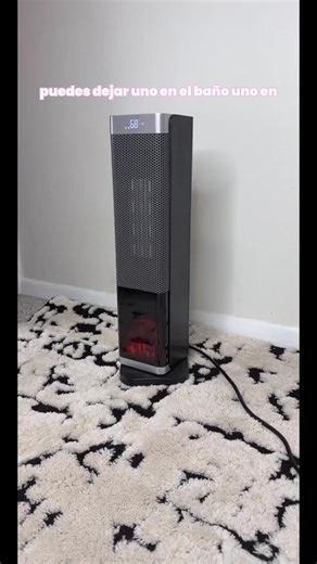 【Clearance Deal】24inch Space Heaters for Indoor Use, Portable Heater with 3 Light Colors, Adjustable Thermostat with Remote, Tip-over Protection Up to 95°F, 60°Oscillation,stop operating 30 seconds after the power is cut off.