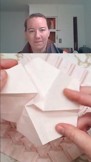 Isoarea Closed Hexagon Twist #Origami #Tessellation #Paperfolding