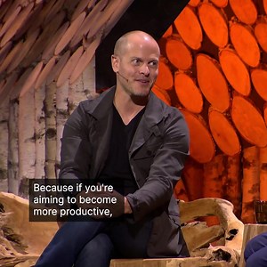 Tim Ferriss talked to us about maximizing outputs and minimizing inputs at #nbforum2023 💎 Tim's systematic approach to "lifelong laziness" is about achieving more with less through learning and prioritizing. Learning itself is an acquired skill that involves knowing how to ask the right questions. His DEAL productivity framework focuses on defining goals, eliminating non-essential tasks, automating processes, and ultimately freeing time for meaningful endeavors. For Tim, productivity is not jus