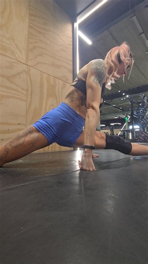 Splits practice | Cici Anders