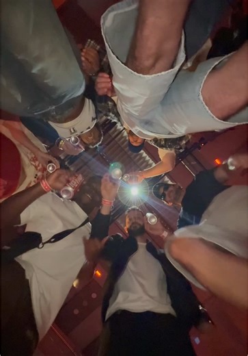 Share a coke is BACKK againn!!! Touchdown in Mexico for Share a coke launching !!😍 Day one was already unreall! The vibes, the energy, the people… this is just the start, stay tuned flr the rest of the journey and let me know who will share a coke with in the comments @Coca-Cola Let’s gooo!👋🏼👋🏼👋🏼 #ad #shareacoke