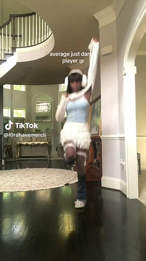 LEMME SEE U MOVE YOUR BODY 💃 #fyp | on the floor