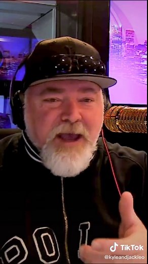 How to Remember Someone's Name: Tips and Tricks for Recalling Names Easily