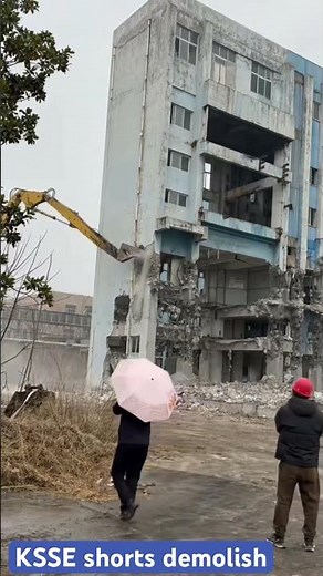 End of Life: Building Demolition 🏗️ #Demolition #ConstructionLifeCycle #CivilEngineering