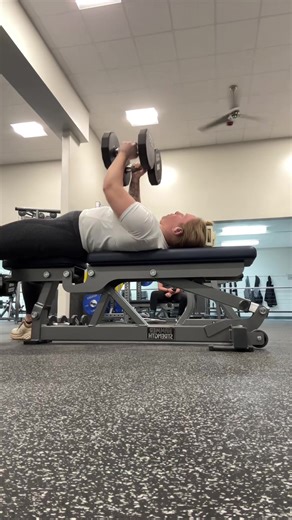 Full body……still movin 💪🏻 #fypage #goodvibes💕 #fittok #blondes @Alive App @Streignth #athlete