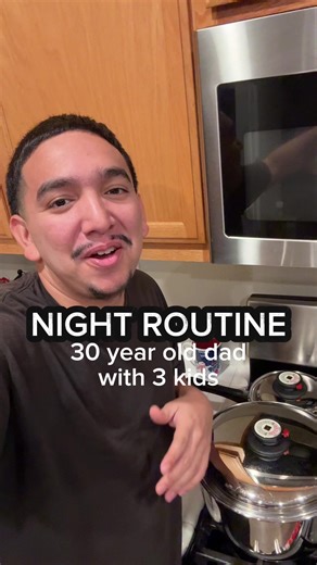 Night Routine with 3 kids!! I love my family 😊#dadsoftiktok #fyp #routine #nightroutine #family