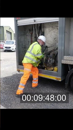 How to Lift a Whacker Plate - Manual Handling