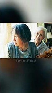 😢A ninety-year-old mother takes care of her sixty-year-old daughter