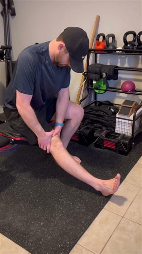 Self Knee Extension Mobilization’s Improve knee straightening and reduce stiffness #physioexercises