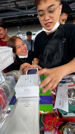 2.4M views · 33K reactions | ✨ Hanap mo ba’y cellphone o gadget na...