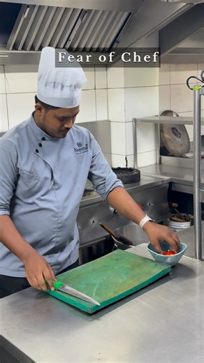 3.6M views · 20K reactions | Filling dustbins with food wastage should declarer crime in kitchen, Restaurant hustle + Chef struggles + Funny moments = Viral content guaranteed #salad (Viral chef • Funny • Comedy) #reelitfeelit #reelkarofeelkaro #chefstalk #ootd #comedy funny chefs usa | Rashid Usmani | Facebook