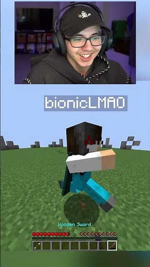 Minecraft Arrow Toss BATTLE 3🏹⚔️Cheappickle ACookieGod Bionic #minecraft #shorts #minecraftshorts