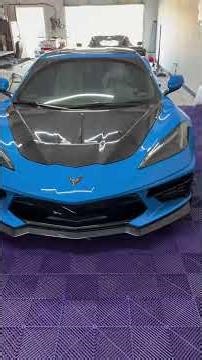 Installing a ZR1 HOOD ON MY C8 ZO6 #c8z06 #automobile #corvette