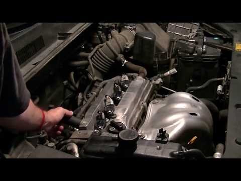 Toyota Rav4 2008 PCV valve check with fluid top up. Time lapse 2AZ-FE engine