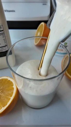Vitamin C, Protein, and Electrolytes Shake! Comment Immunity for the recipe to be sent to your DMs! Garnish with grated orange zest and nutmeg Stay Hydrated and Healthy 🍊 | Redmond Re-Lyte