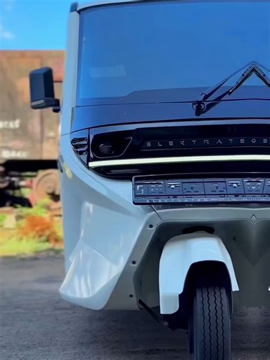 ⚡🇱🇰 Made in Sri Lanka 🇱🇰⚡ One of the most advanced & safest electric tuk-tuks—packed with smart features and class-leading performance. Engineered to set the standard. Built to lead. 🚀 🔋 Power | 🛡️ Safety | ⚙️ Precision #ElectricTuktuk #PremiumEV #madeinsrilanka #futuremobility