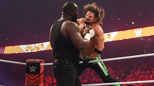 3.7M views · 859 reactions | AJ Styles muss sich seiner wohl bislang größten Herausforderung stellen: Omos!  #maxxWWE #WWERaw | WWE Deutschland | Facebook