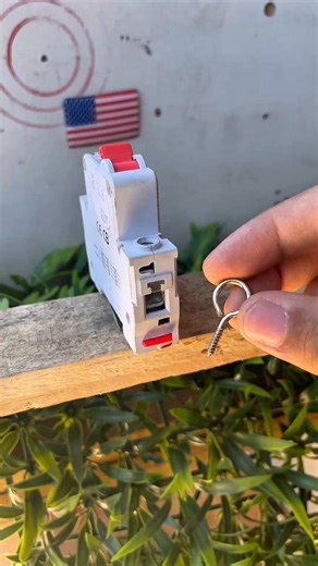 24K views · 87 reactions | Hook screw on the breaker: a truly solid install Safer breaker hold using a hook screw, no wiggle at all #USA #Electrical #Breaker #Wiring | Master of Solution | Facebook