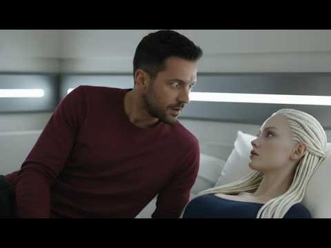 “I Fell Asleep Alone… But Woke Up With an Alien Woman in My Bed”