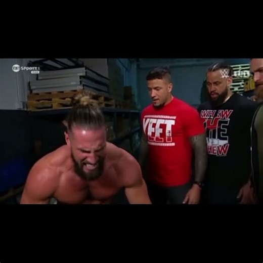 what is happening on smackdown backside ?? 😧 😲