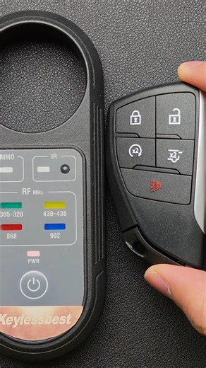 Grace Xiang on Instagram: "Do you have the same model? Buick 4+1 buttons 433MHz 49Chip FCCID: YG0G21TB2 PN: 13537970, 13547571 Buttons: Lock, Unlock, Panic, Hatch, and Remote Start Battery: CR2450 Test Key: HU100 2020 2021 2022 2023 2024 2025 Buick Envision #buick #carkey #instructionalvideo #measure #frequency #key #keyfob #howto #smartkey #envision"