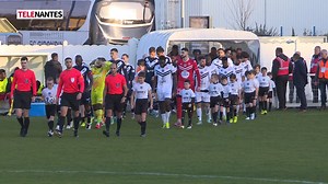 132K views · 1K reactions | CHÂTEAUBRIANT CRÉÉ L'EXPLOIT FACE AUX GIRONDINS DE BORDEAUX (2-1) Les 2300 supporters présents au stade de la Ville en Bois s’en souviendront… Ce samedi, les Voltigeurs de Châteaubriant ont créé l’exploit en renversant les Girondins de Bordeaux (2-1) sur leur pelouse. Une performance historique pour les protégés de Papy Leye qui leur permet de grappiller de précieux points pour le maintien en National 2. | Télénantes | Facebook