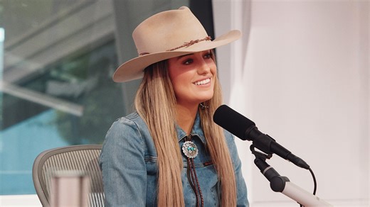 Talk about the "Best of Both Worlds." Lainey Wilson gets into #Whirlwind with Zane Lowe and reflects on how being a Hannah Montana impersonator made her a better performer. apple.co/LaineyWilsonZL | Apple Music