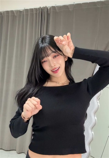 Meow Dance Break: Fun Cat Sounds and Moves