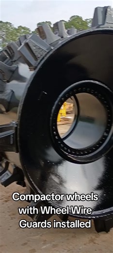 Caterpillar Compactor Wheels with Wire Guards Explained