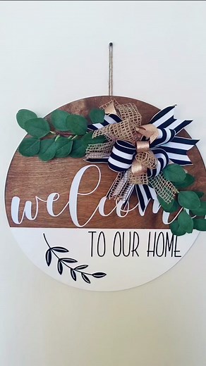 DIY Magnetic Bows for Welcome Sign