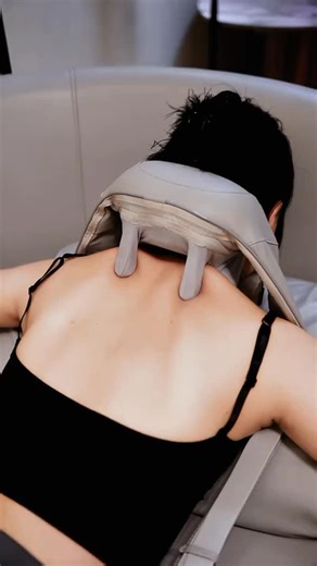 Calf pain, back tension, stiff neck? This smart massager with 6D massage heads and gentle heat helps you relax in minutes ✨ 💬 Want the product in the video? Comment “massage” and I’ll send the link! | Mastering TaiChi Energy