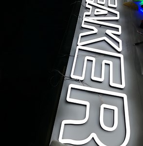 [Hot Item] Elegant Custom Acrylic Neon Sign Letters for Chic Interior Design