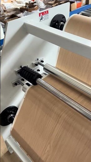 Easy to use 1300mm PVC film slitting machine with 10 sets razor cutters.