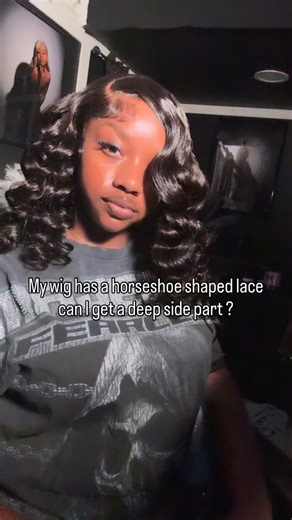 Glad she shopped with me! This is a full frontal wig from my hair collection @marieluxehair_ That’s why you can’t always achieve a deep side part or a full ear-to-ear melt the lace on the sides is shorter. A lot of wigs are labeled as ‘frontals,’ but the lace doesn’t give full coverage 👏🏽🔥 Always check your lace before buying or installing so you know what styles are realistic 💅🏽💕 Hair from my Marie Luxe Hair Collection, soft, full, and built for real versatility 💎✨ #MarieLuxeHair #HairBy
