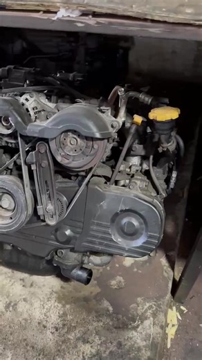 Subaru Forester SG5: Powerful 2.0L EJ20 Engine Insights