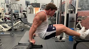 Triceps Workout Bench Dips (feet elevated) - first place your hands on the edges of a flat bench, approximately shoulder width apart. Next, place your heels on an adjacent, flat surface, keep your feet close together. Make sure the surface you place your feet is far enough away that you can straighten your legs. Proceed to bend your arms at the elbows, lowering your torso until your elbows form a 90 degree angle, and your triceps are stretching. Breathe out, and press down on the bench, lifting 