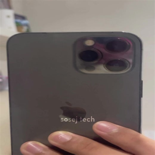 Creative Phone Edits: Showcasing Unique Styles