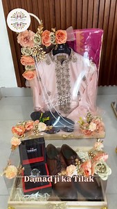 Why should only brides have all the decor!!??? Rightly said!! Pretty groom trousseau done for the Tilak ceremony of a handsome hunk !! Book your packings with us on 9554417777 [groom packing, groom trousseau, groom decor, groom gifts, tilak packing] #glamshackpackers #glamshackpackerslucknow #lucknow | GLAM SHACK