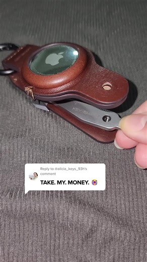 Assemble with me: Apple AirTag   KeySmart Air = your keys, but smarter. 🔑📱 Minimal carry. Built-in tracking. Midwest-made for everyday life. #KeySmartAir #AirTagHolder #MinimalistGear #IllinoisMade #EverydayCarryUSA