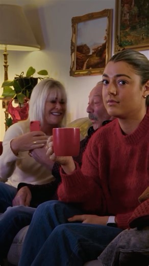 94K views · 635 reactions | New customers opening a NAB bank account with a selfie? We’re making it happen from September 盧 It’s a safe, simple and secure way to increase customer protections and help stop crimes like identify theft ✅ | NAB | Facebook